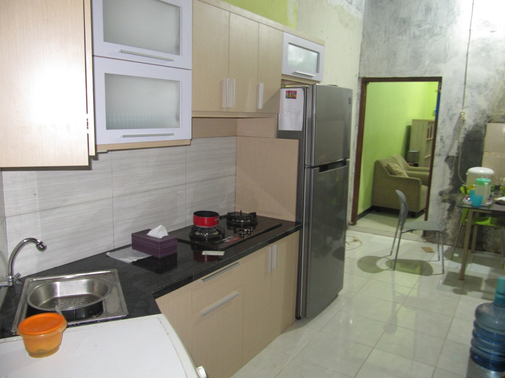 Kitchen Set Dinding Tidak Siku | Kitchen Set Semarang