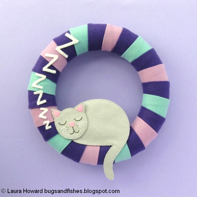 Bugs and Fishes by Lupin: A Year of Wreaths: October Cosy Cat Felt ...