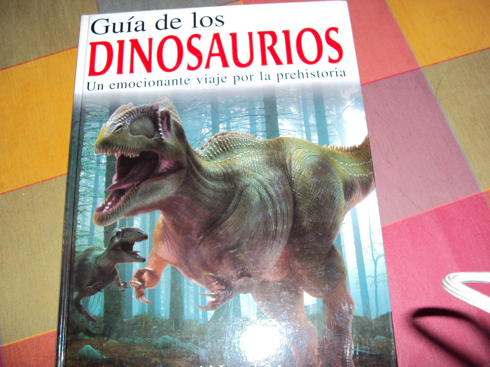 Bibliolibre: Libros informativos en la biblioteca escolar