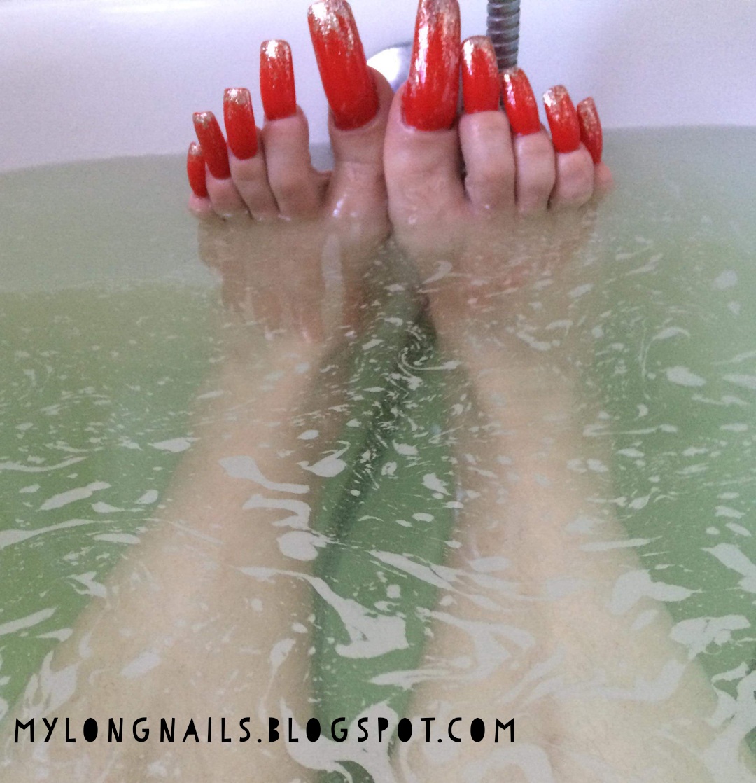 Long Nails: Mari's super long toe nails - 1