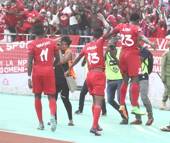 G SAMBWETI : PICHA ZA MATUKIO YA MECHI YA SIMBA NA YANGA AMBAPO SIMBA ...