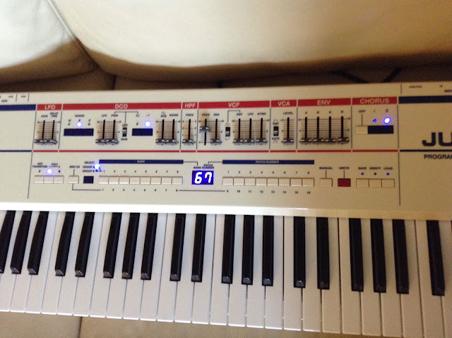 MATRIXSYNTH: Custom White "Cream Meanie" Roland Juno-106