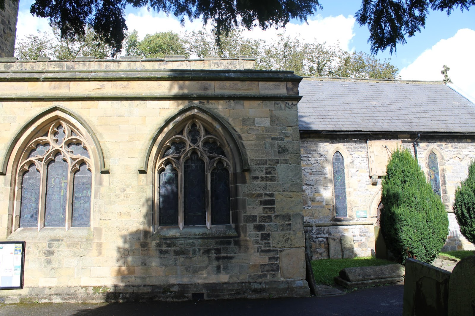 Eyam: A Tragic but Heroic History.