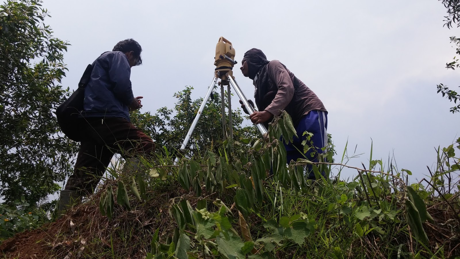 Ukur Stake Out Kavling ~ PENGUKURAN TOPOGRAFI LAHAN