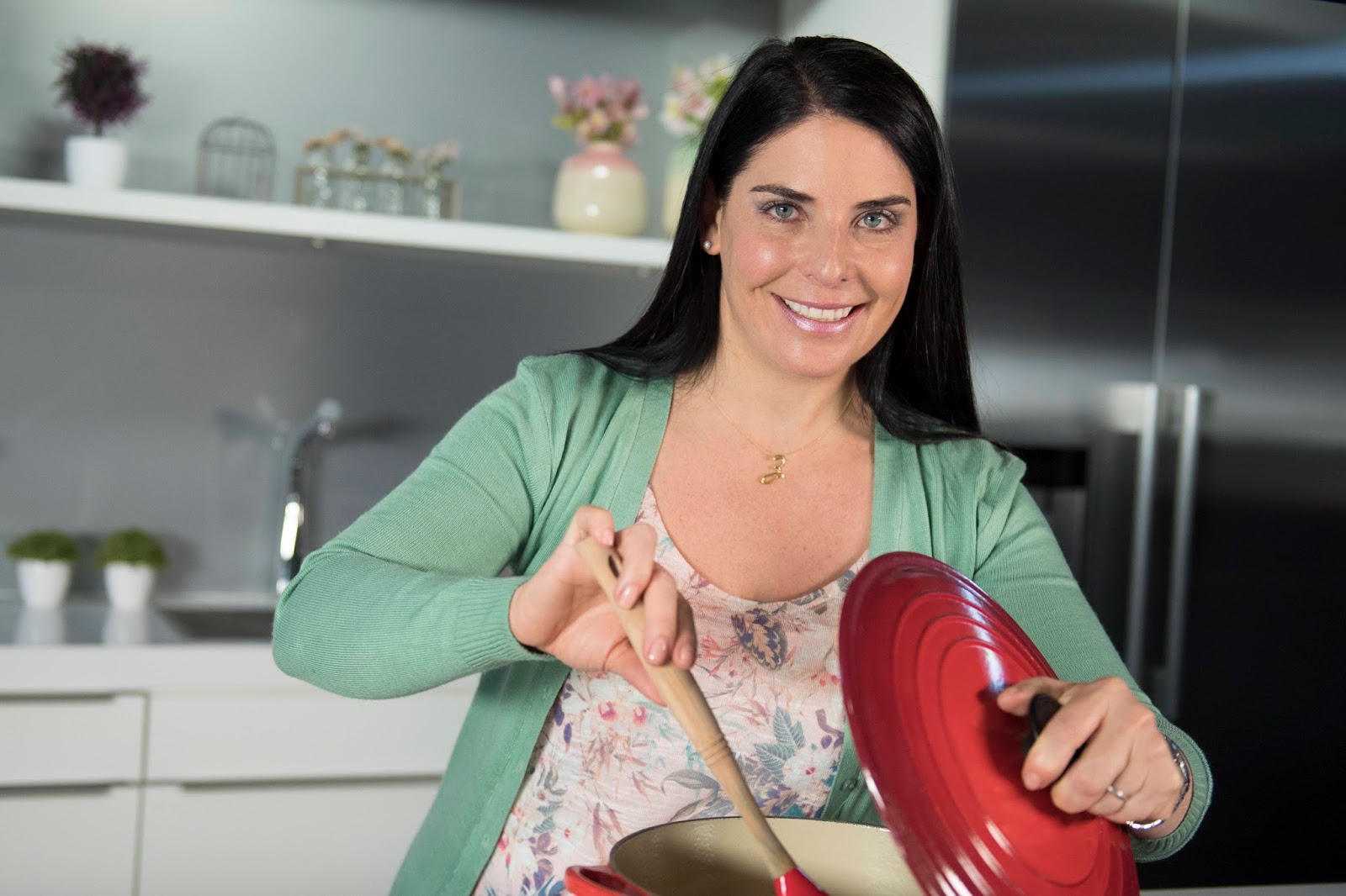 Jueves exquisitos con los chefs Zahie Téllez y Eduardo Palazuelos en ...