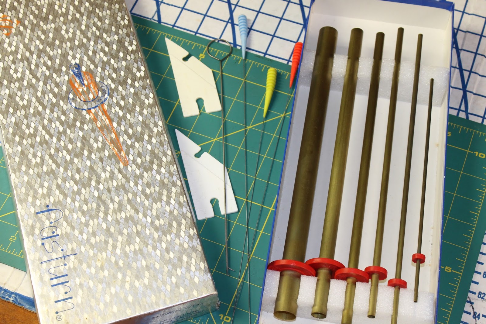 Faye's Sewing Adventure : AS SHE THINKETH IN HER HEART...