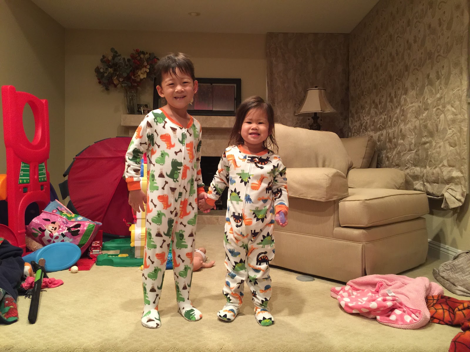 4 Tips to Raising Polite Confident Kids