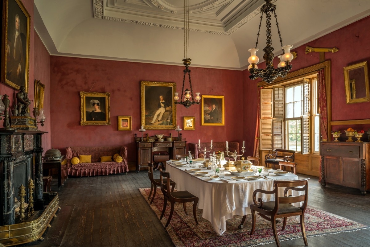 Chronica Domus: A Visit To Hyde Hall