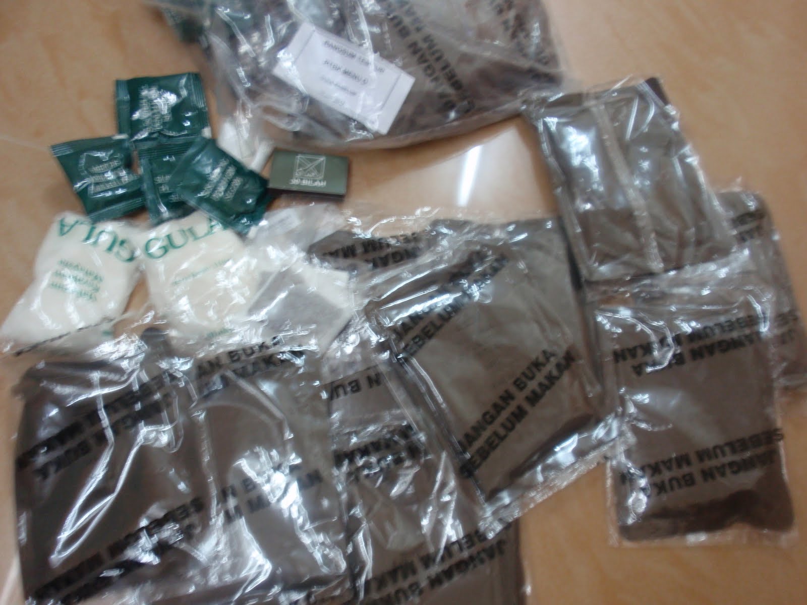 Sweetheart Lady: ::Dapat Ration @ Rangsum Makanan Askar!ooyeah!