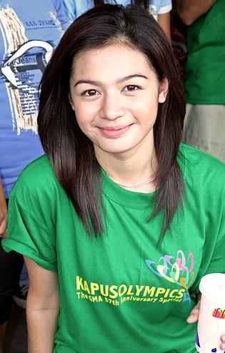 Irresistible Entertainment: Sweet and Lovely Charee Pineda