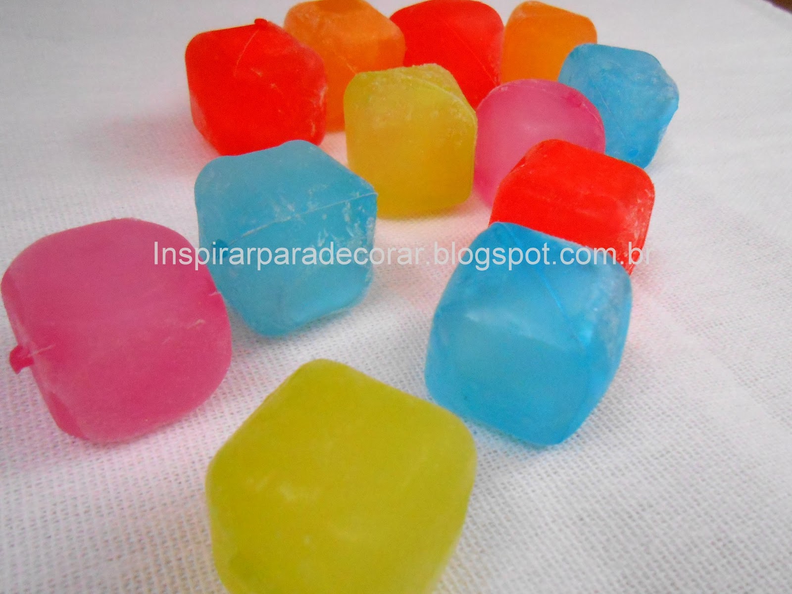 Novidade - Gelo de Plástico?