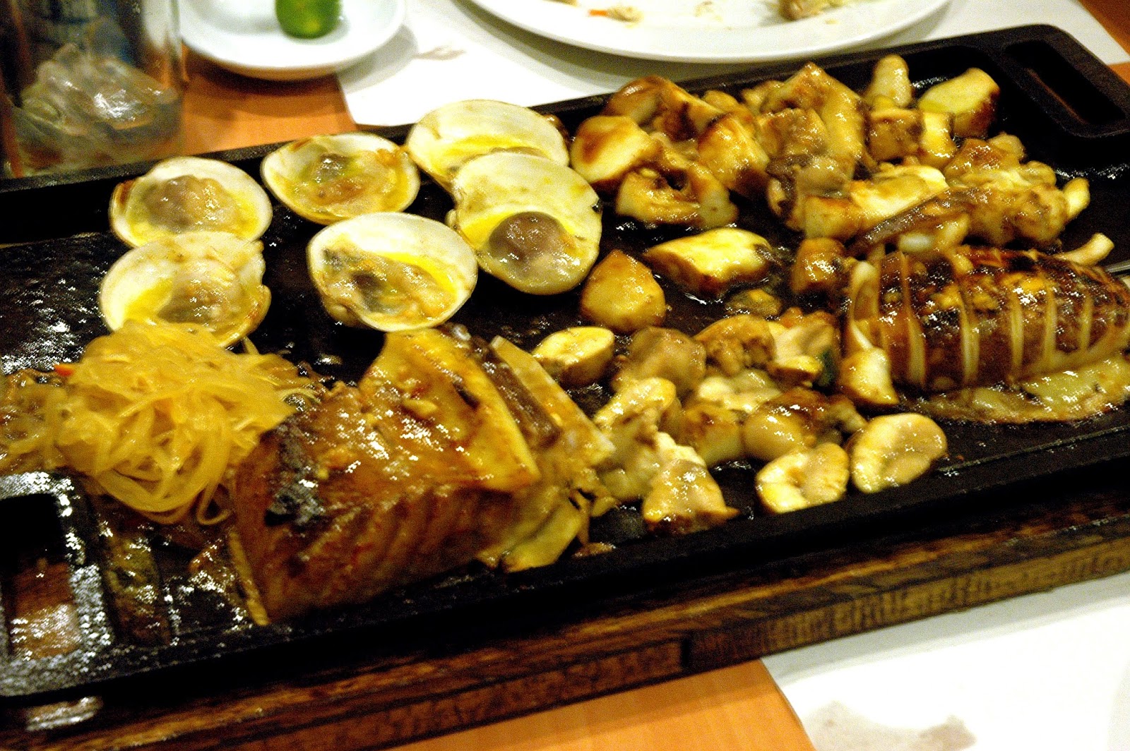 DUDE FOR FOOD: Flavors of Davao: Yellow Fin Seafood Restaurant