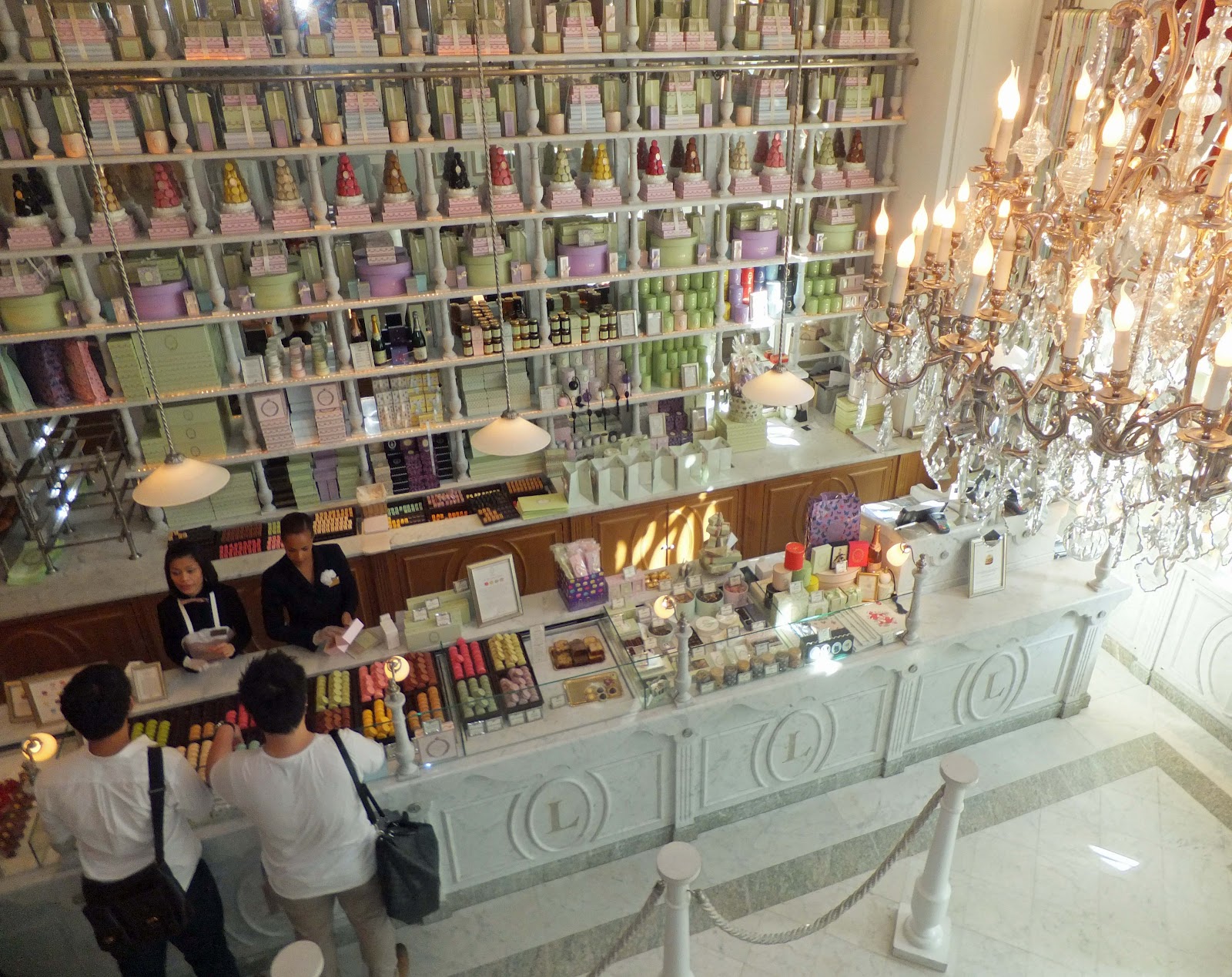 lauralovescakes...: Laduree Masterclass at Harrods