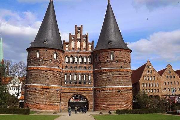 The Lost Fort: Hanseatic Towns and Brick Architecture