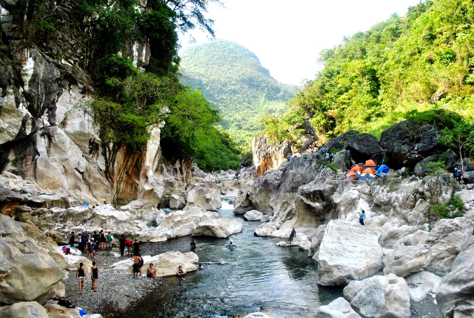 PennilessTraveler : MT. DARAITAN l TINIPAK RIVER l DARAITAN CAVE