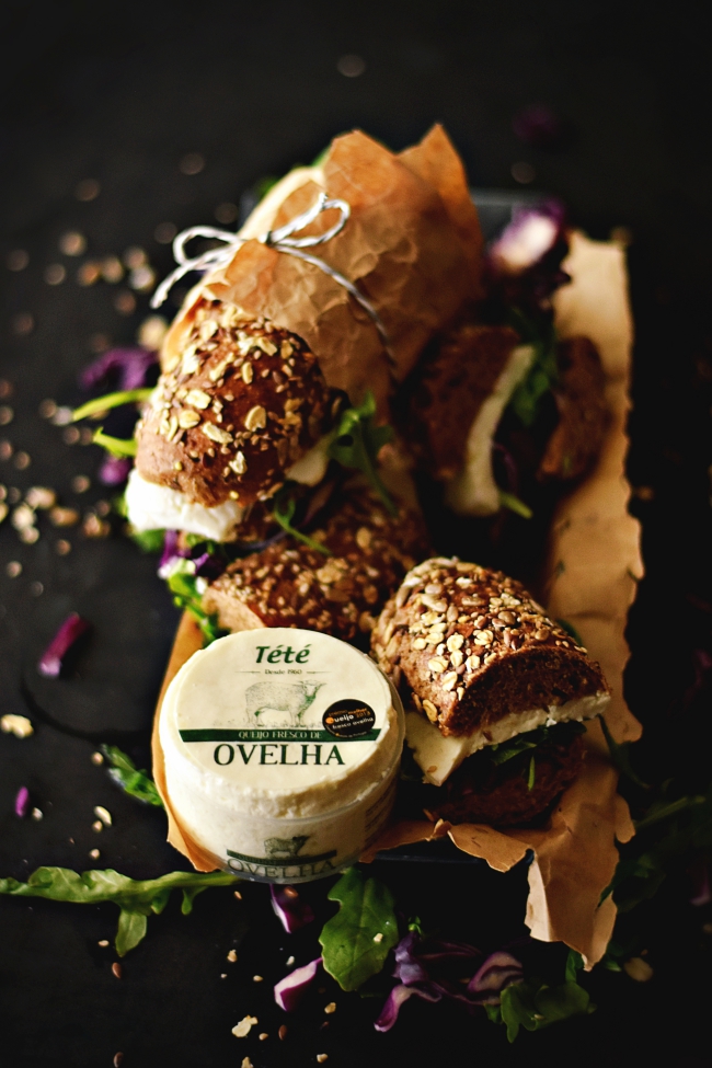 Sweet Gula: Sandes de Queijo de Ovelha e Couve Roxa