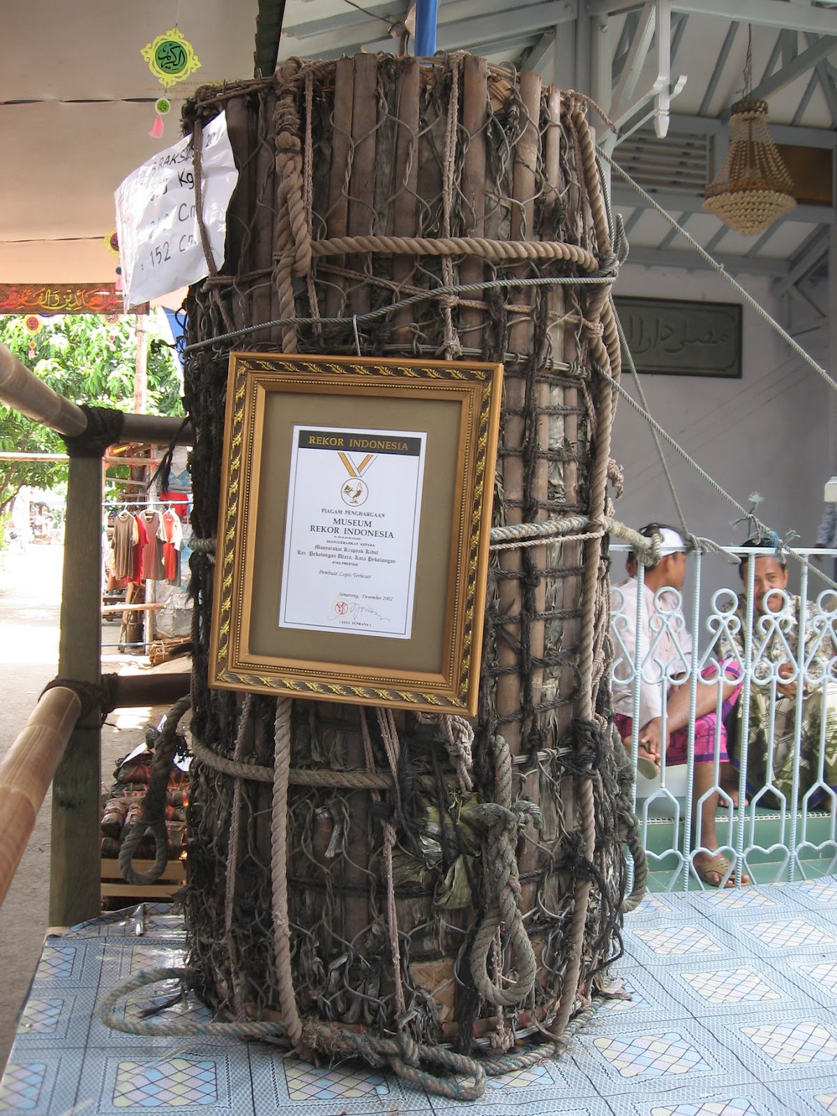 World Exploration: Syawalan Tradition in Pekalongan