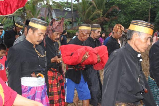 Sejarah dan Budaya: RELIGIUSITAS DAN KEPERCAYAAN MASYARAKAT BUGIS DAN ...