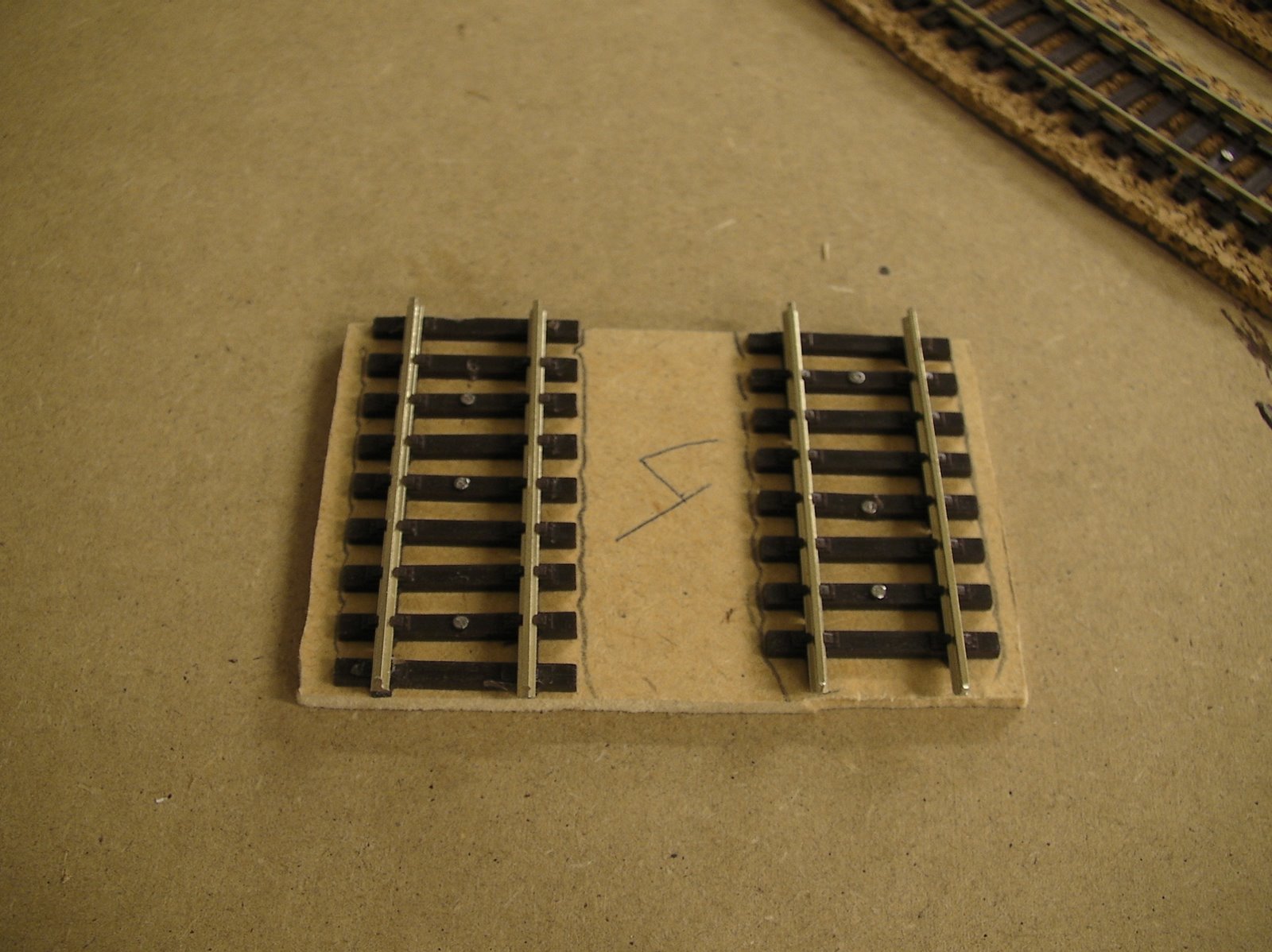 Le site de RAIL91: Modules d'angle #4 : Jonctions de voies rapides