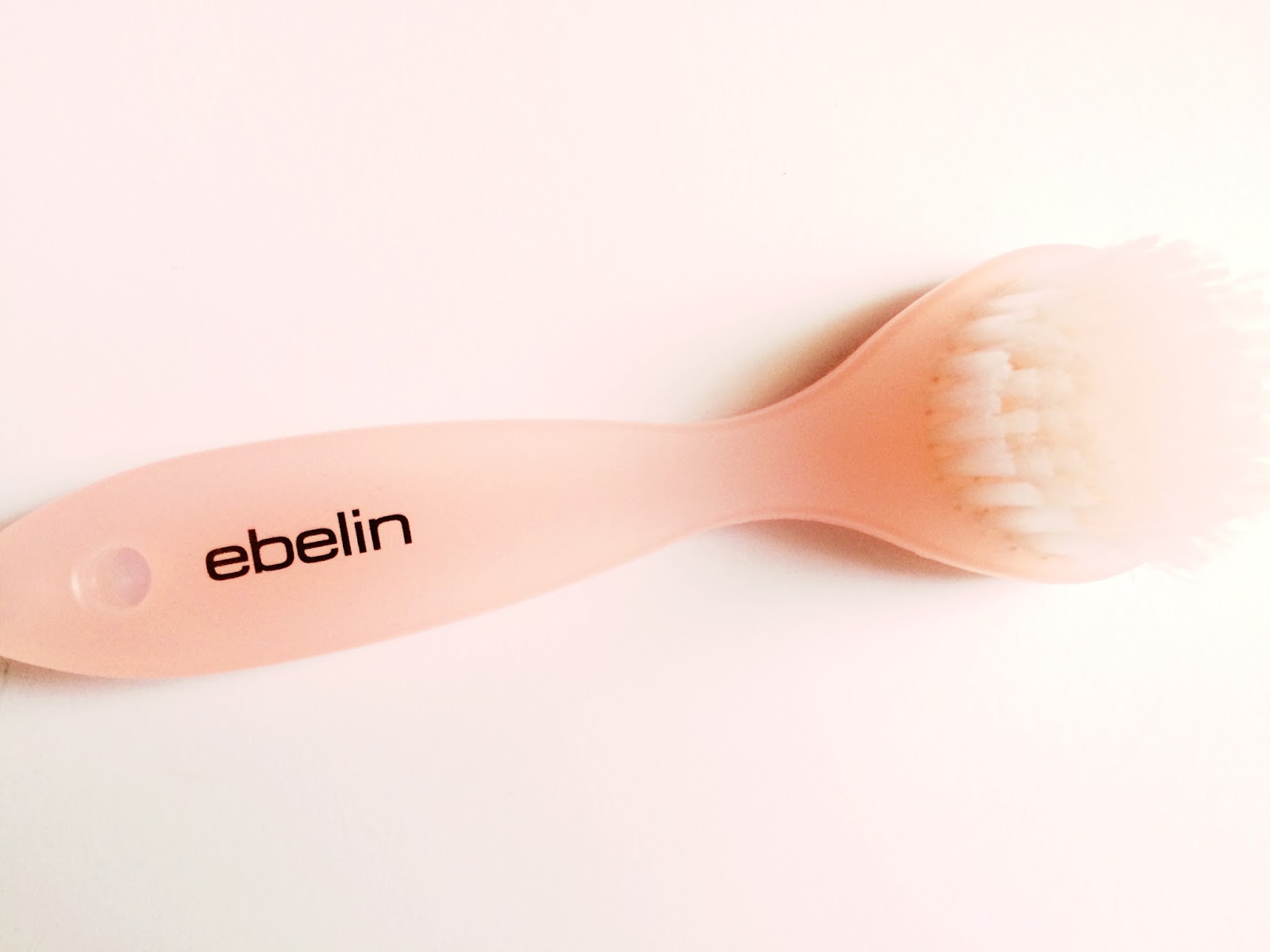 SSForeverMakeup1: Ebeline četka za čišćenje lica