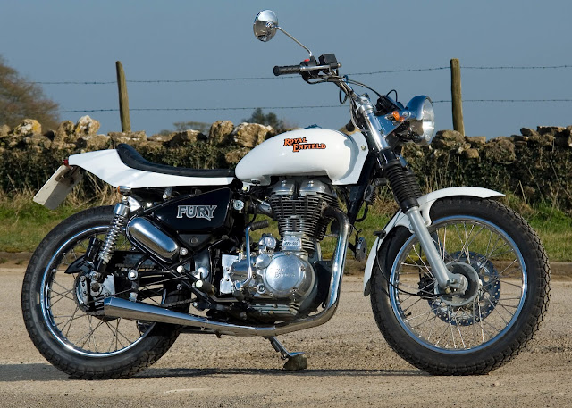 Racing Cafè: Royal Enfield Fury 500 by Watsonian Squire