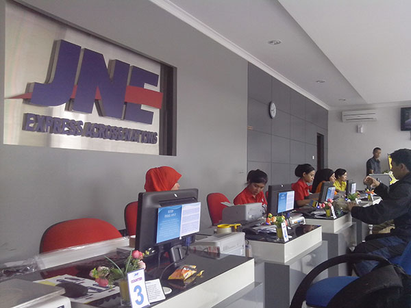 Info Daftar Alamat Dan Nomor Telepon Kantor Cabang Pusat JNE Di Jakarta ...