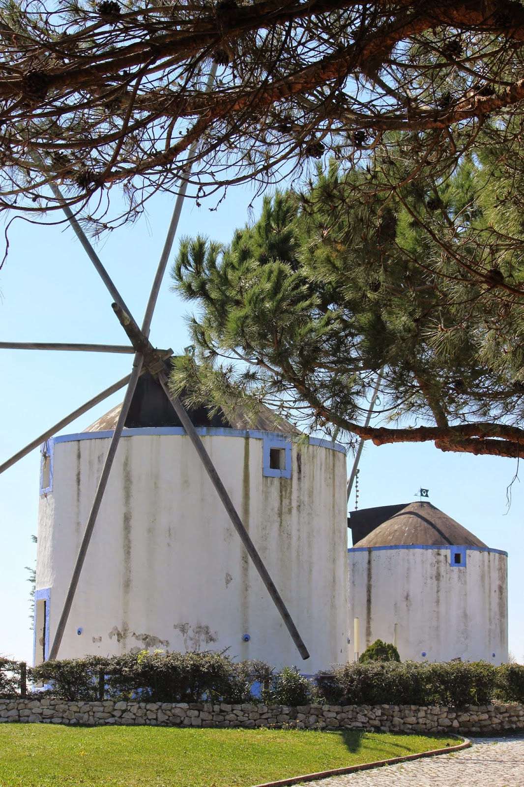 Existe um Cantinho de Paraíso entre as Torres do Restelo