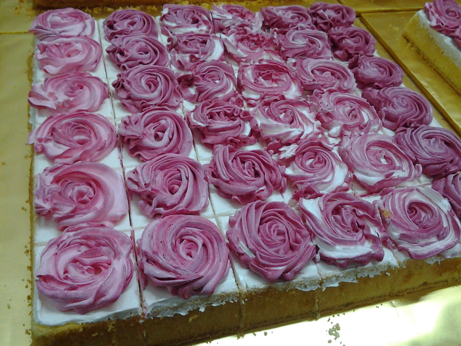 CT Hasanah Cake House: Mini Square Cakes