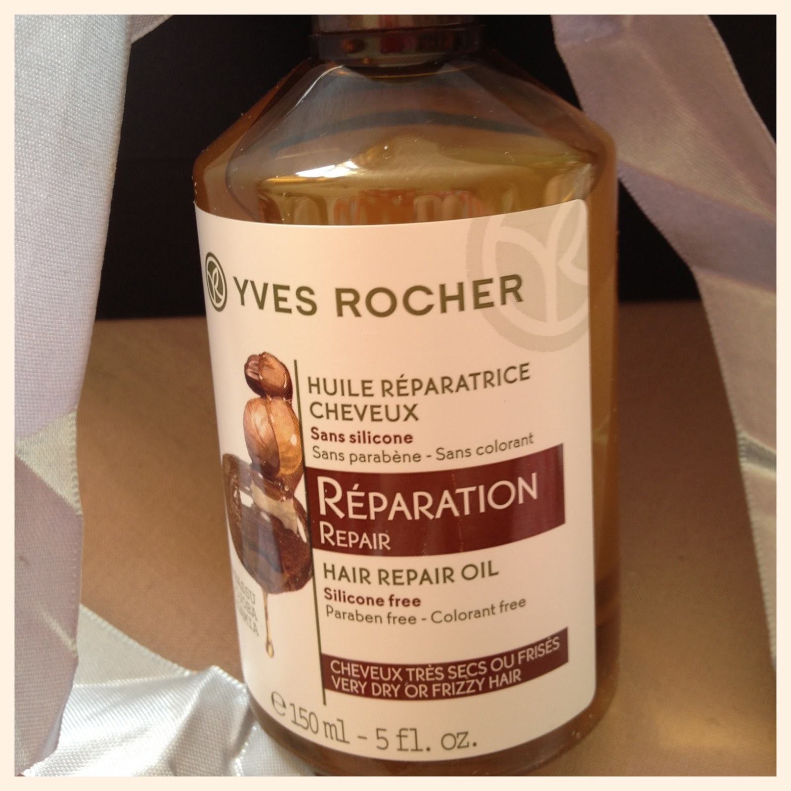 Tara's Treats': Yves Rocher - Botanical Hair repair oil