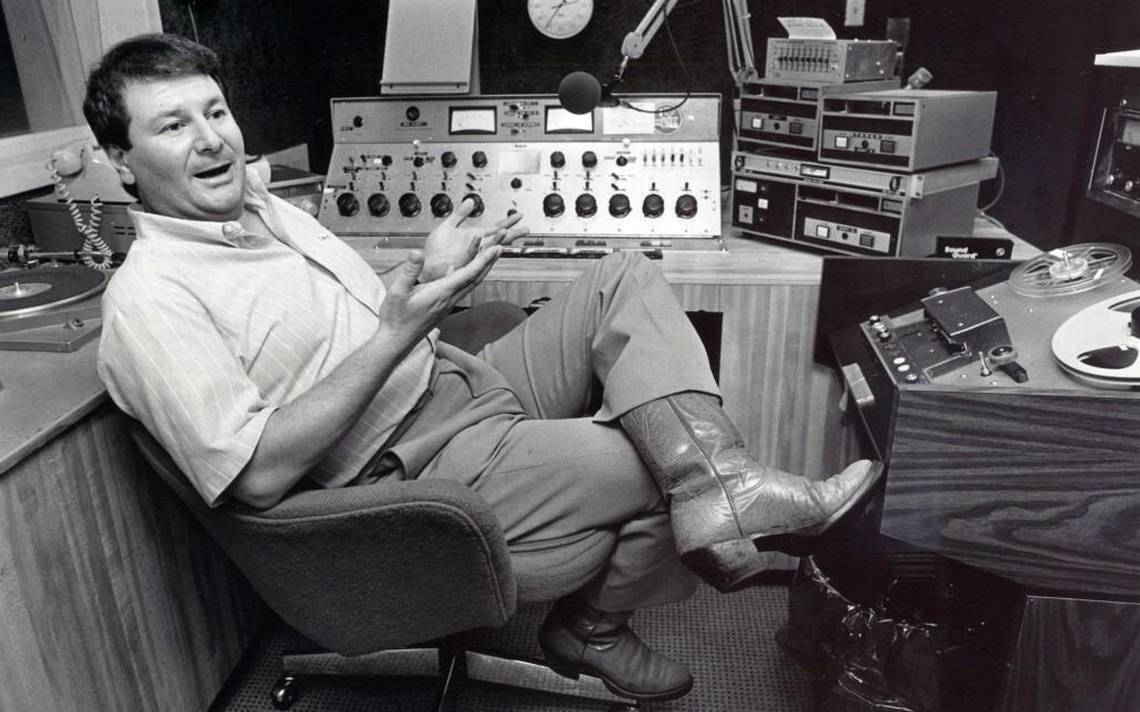 Big Glowing Box: Adios, Joe Wade Formicola: The Country Will Never Be ...