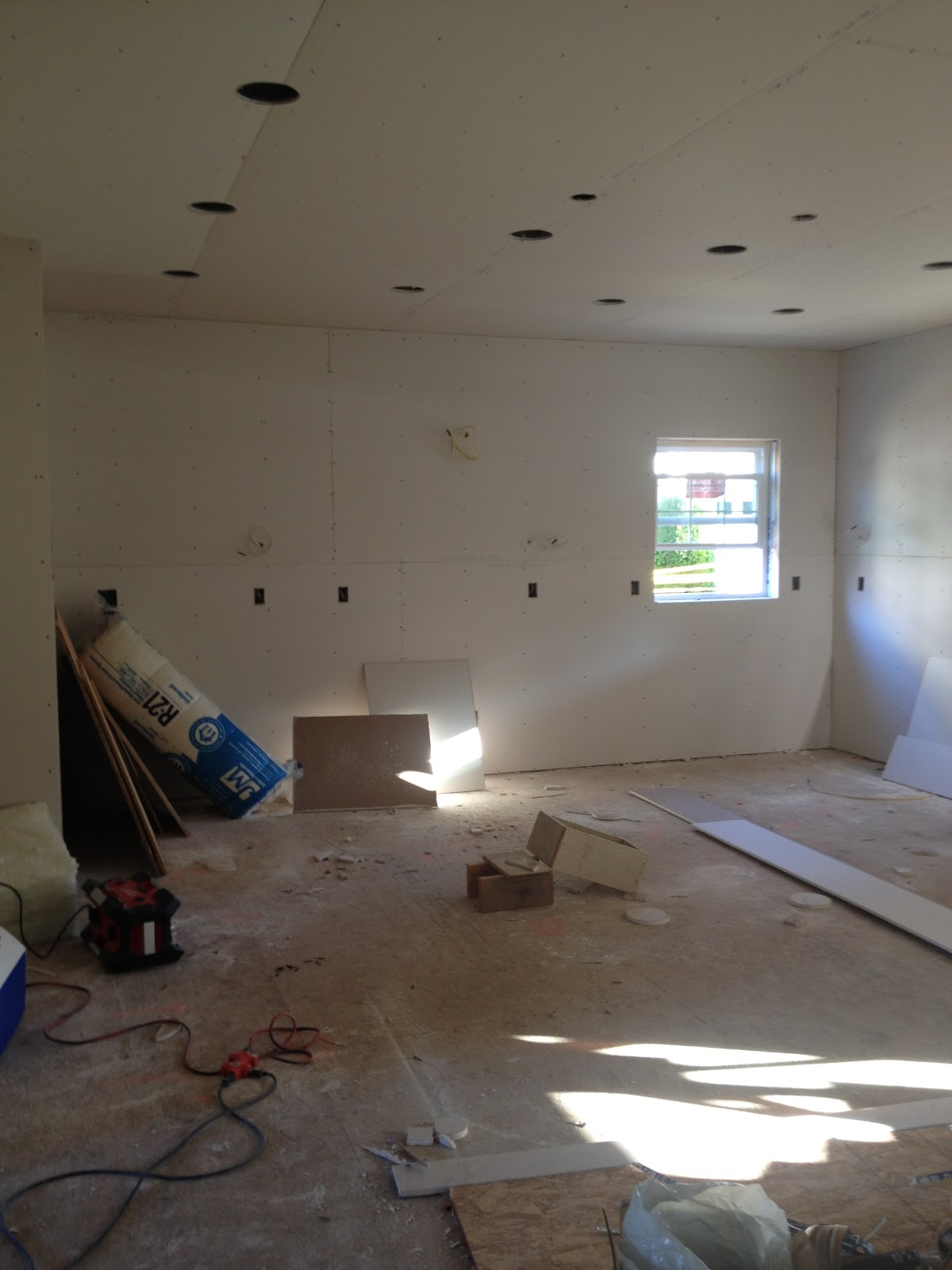 Building our dream home, from the ground up: Progress photos - sheetrock