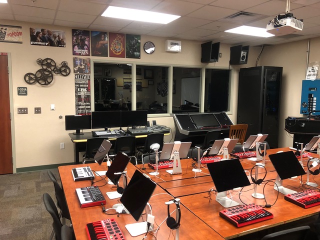 Helge Scherlund's eLearning News: New music production class offered at ... Helge Scherlund's eLearning News: New music production class offered at ...