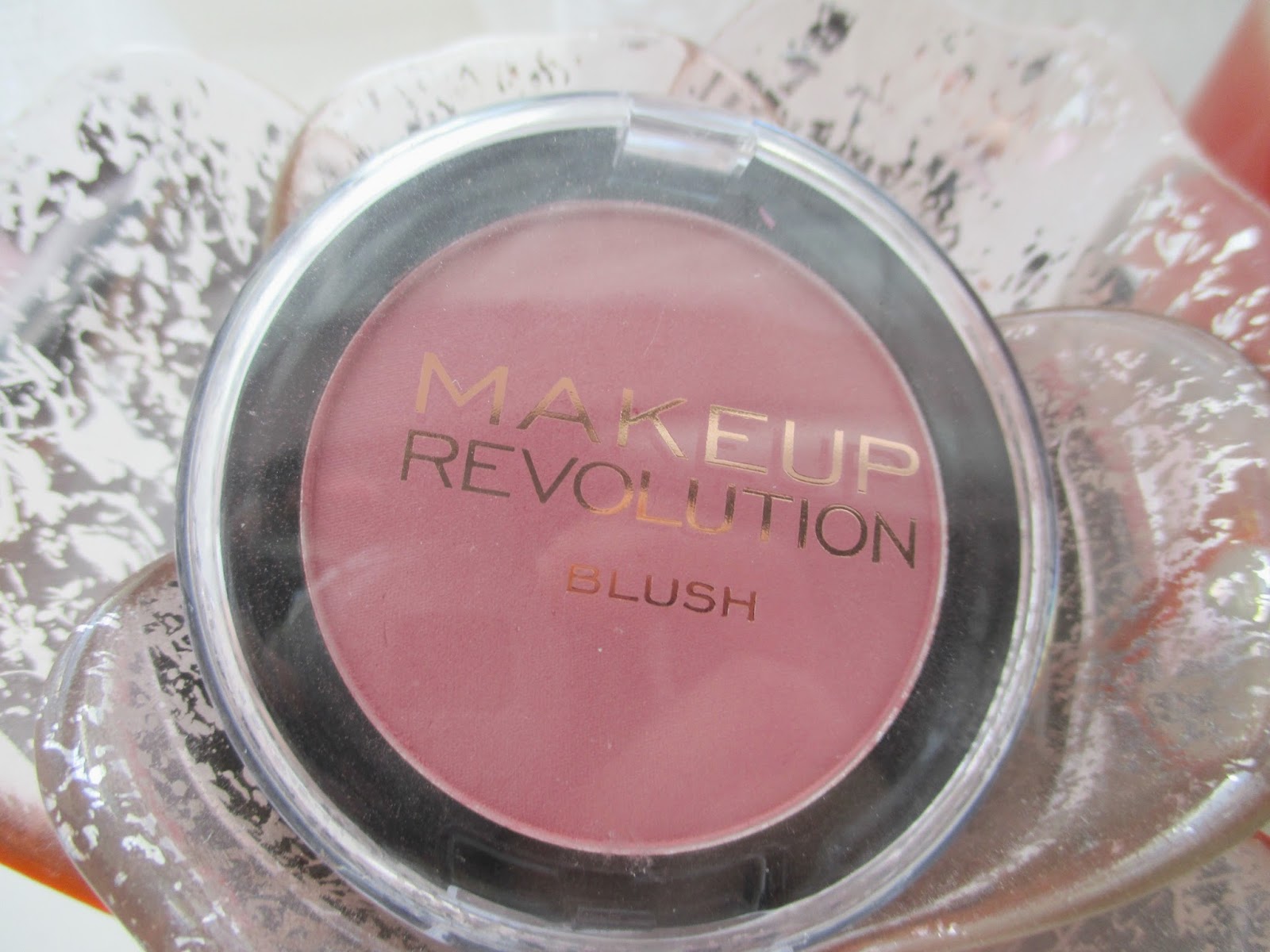 REVIEW: Make Up Revolution | bold95beauty