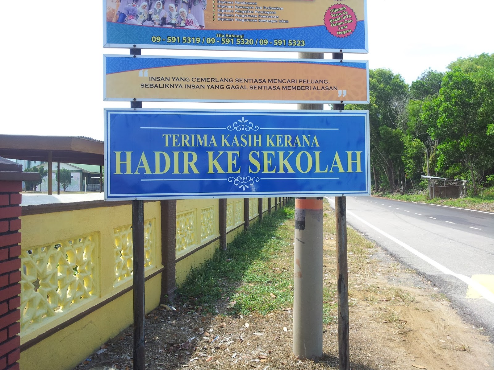 4K SMA ROMPIN: PAPAN TANDA KESELAMATAN