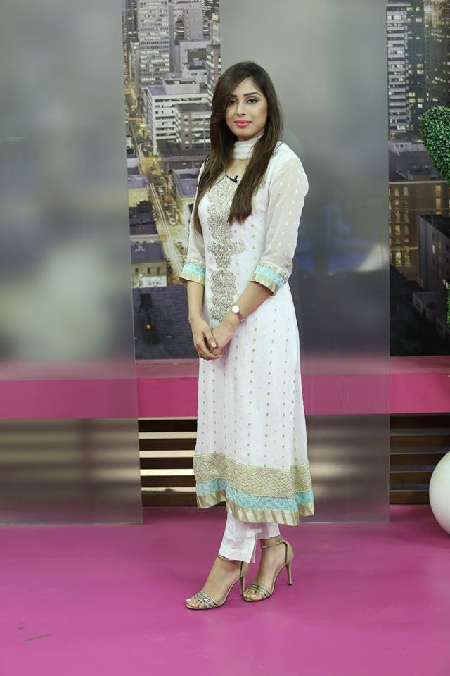 Fiza Shoaib With Today's With Gorgeous Guest Uzma Tahir at Show: See Pictures - Fashions Papa