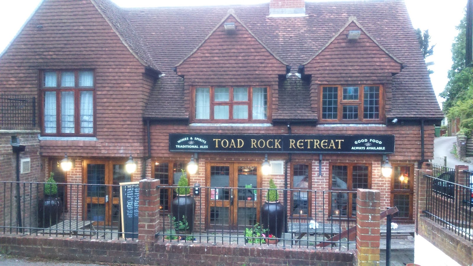 Paul's Beer & Travel Blog: Toad Rock Retreat - Rusthall