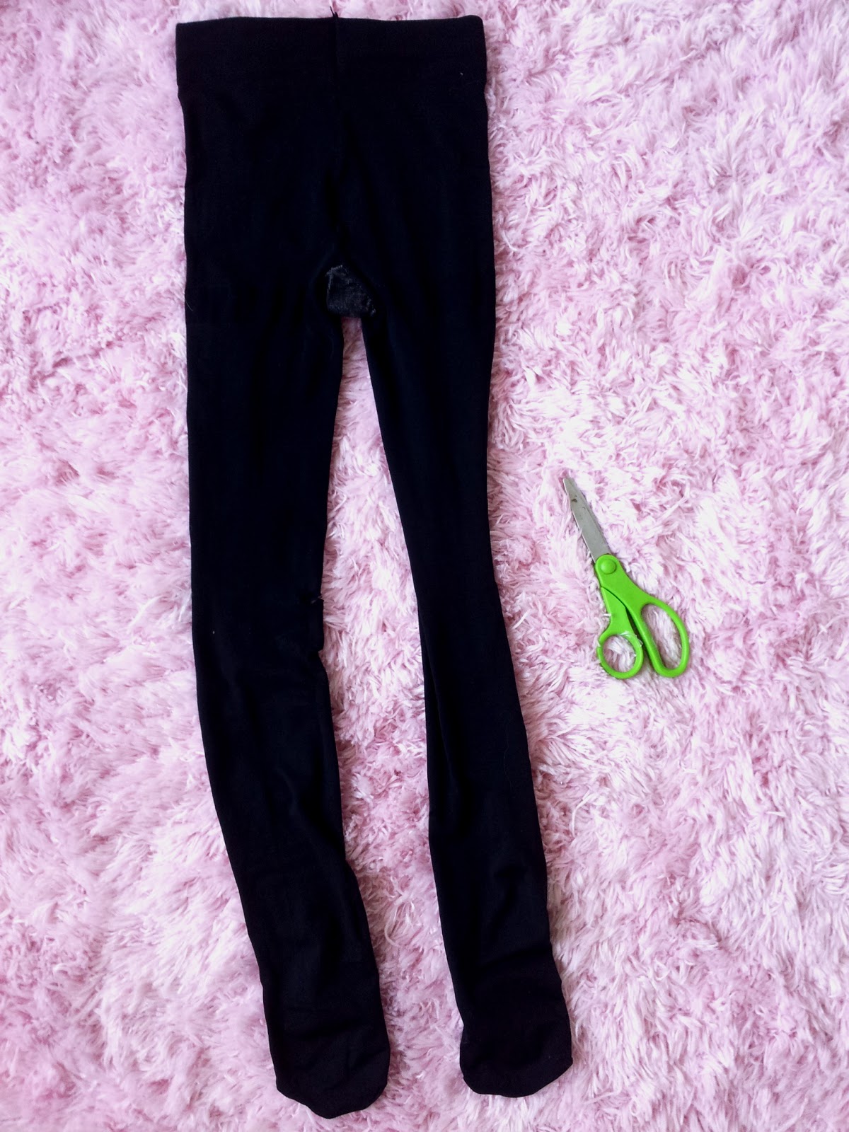 Oxfords and Oreos: DIY :: Ripped Tights