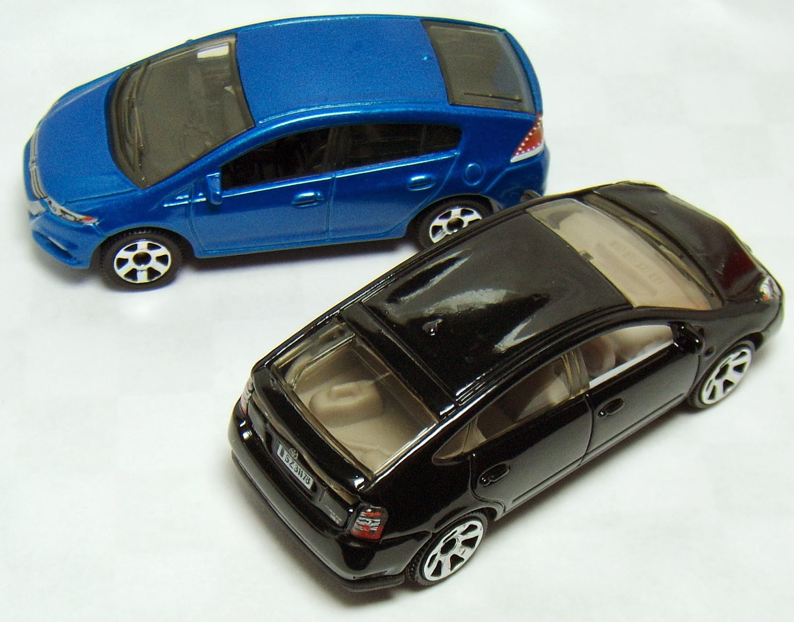 Matchbox Toyota Prius and Honda Insight
