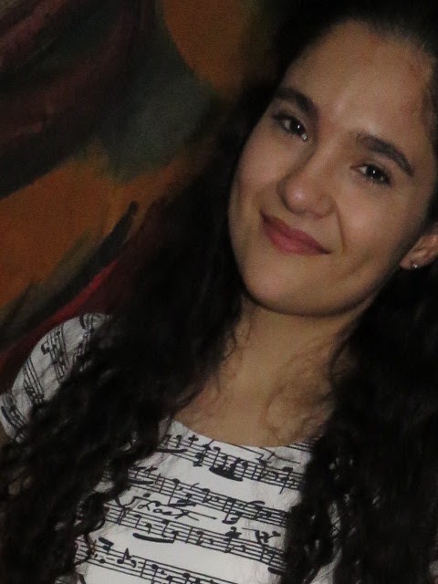 somos el espectador: ALONDRA HIDALGO ABANDERADA DE LA ANDA