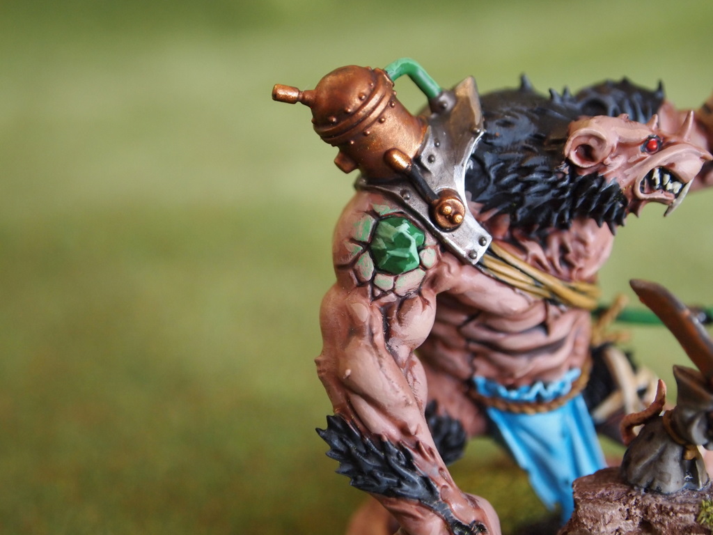The Chattering Horde: How to Paint Skaven Rat Ogres (Island of Blood).