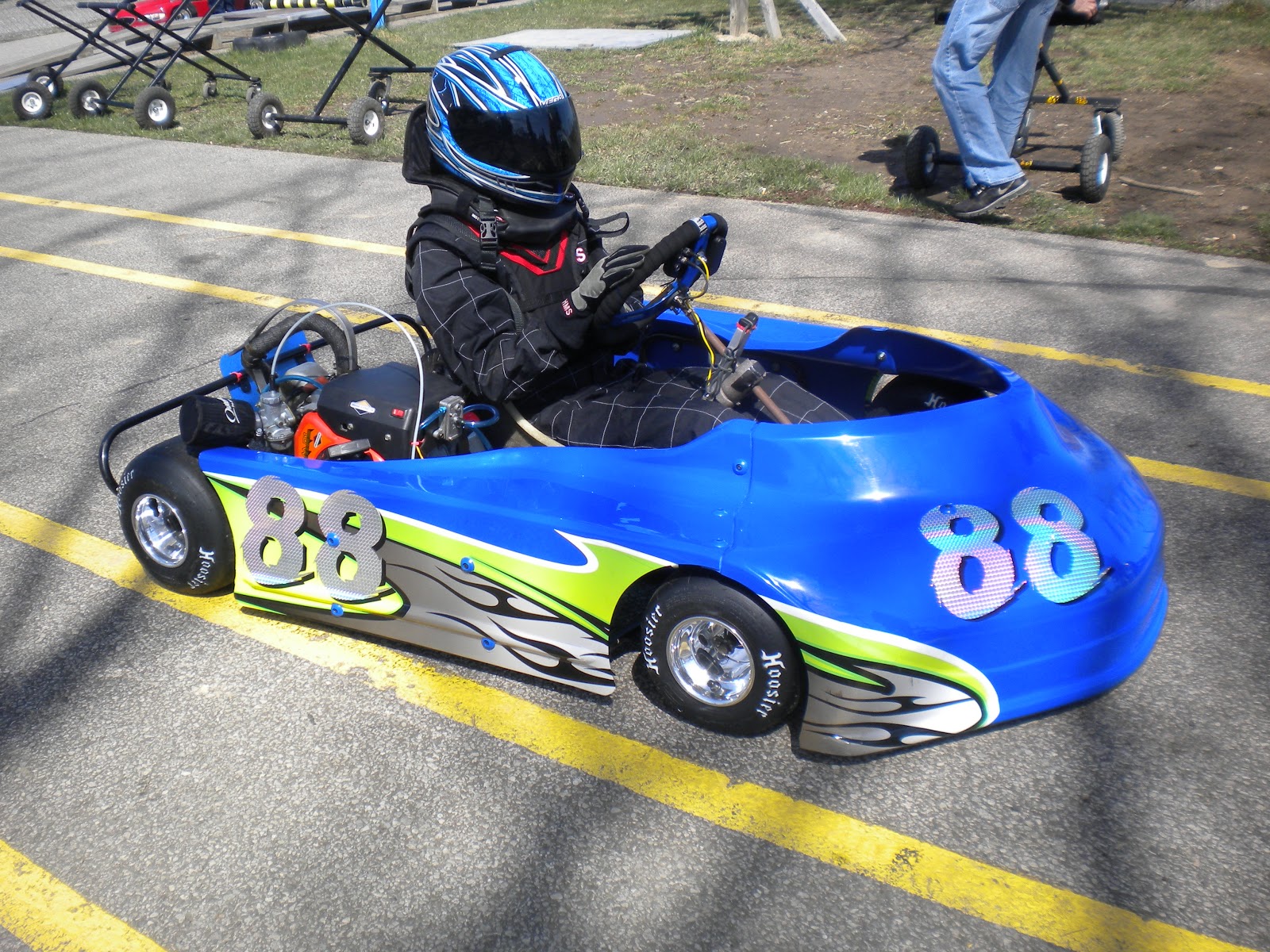 Kart Racing with team 88: April 2013