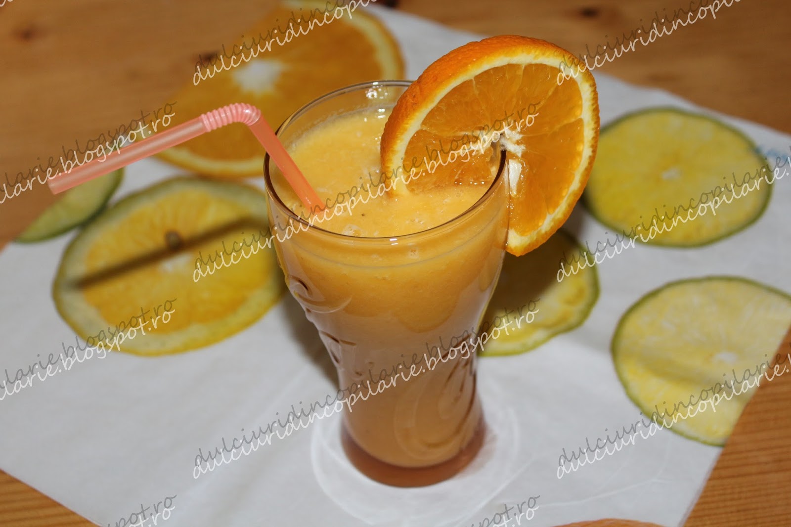 Dulciuri din copilarie: Suc natural din fructe și ghimbir