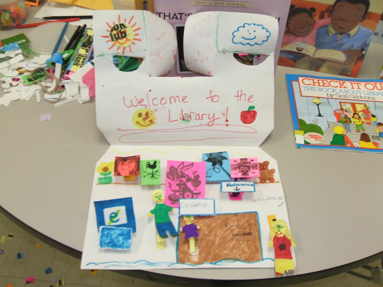 Deanna's Delightful Library Crafts and Activities