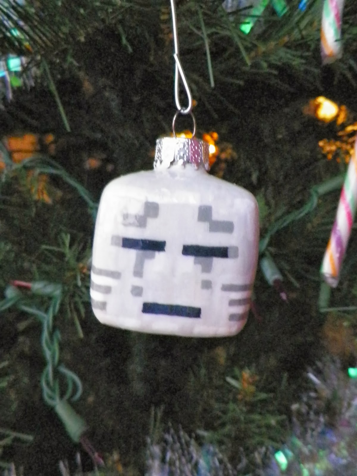 Cassie's Creative Crafts: Minecraft Ghast Christmas Ornament Tutorial