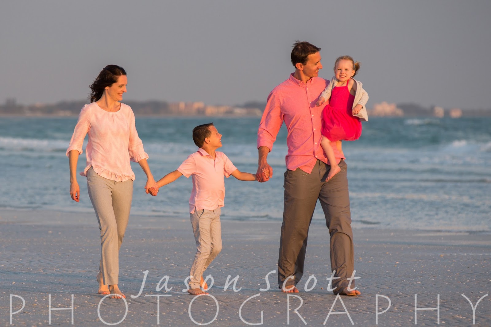 Siesta Key Beach Portraits - Flick Family | Jason Scott Photography