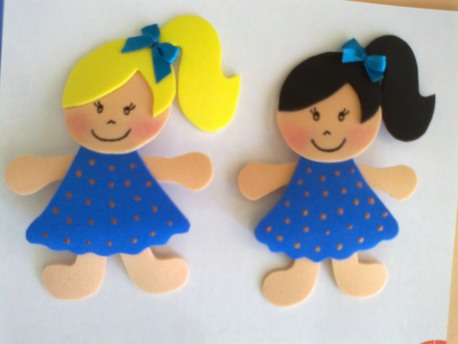 Artes e Decorações de Nanda: Meninas e Meninos em EVA