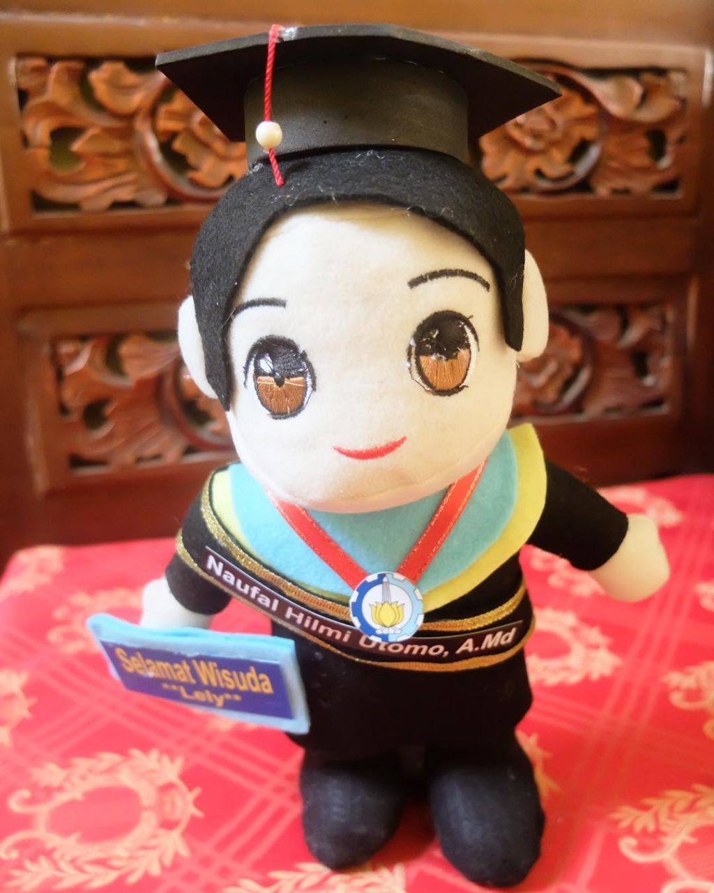 pembuat boneka custom satuan di Solo: Boneka Wisuda 2018