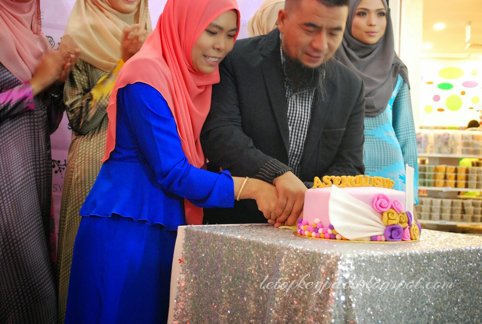 Asyikin Exclusive Official Media Launch - Mek Onie