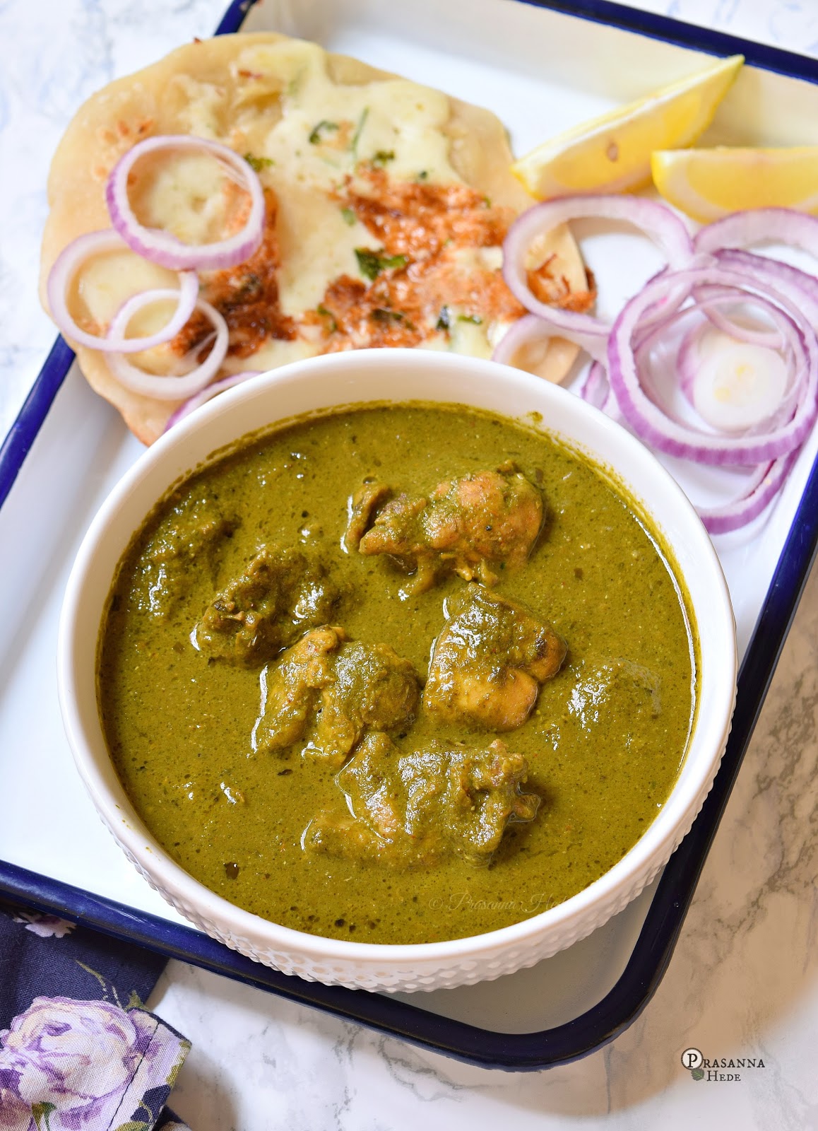 Palak Chicken Curry Recipe | Savory Bites Recipes - A Food Blog with ...