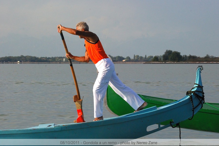 The Gondola Blog: Single-Oar Regata